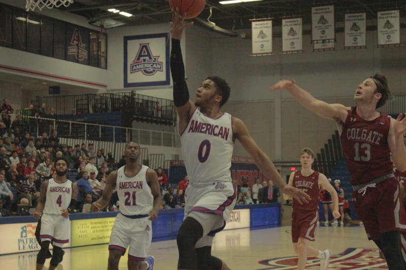 Men’s basketball celebrates victory after Nelson breaks all-time record ...