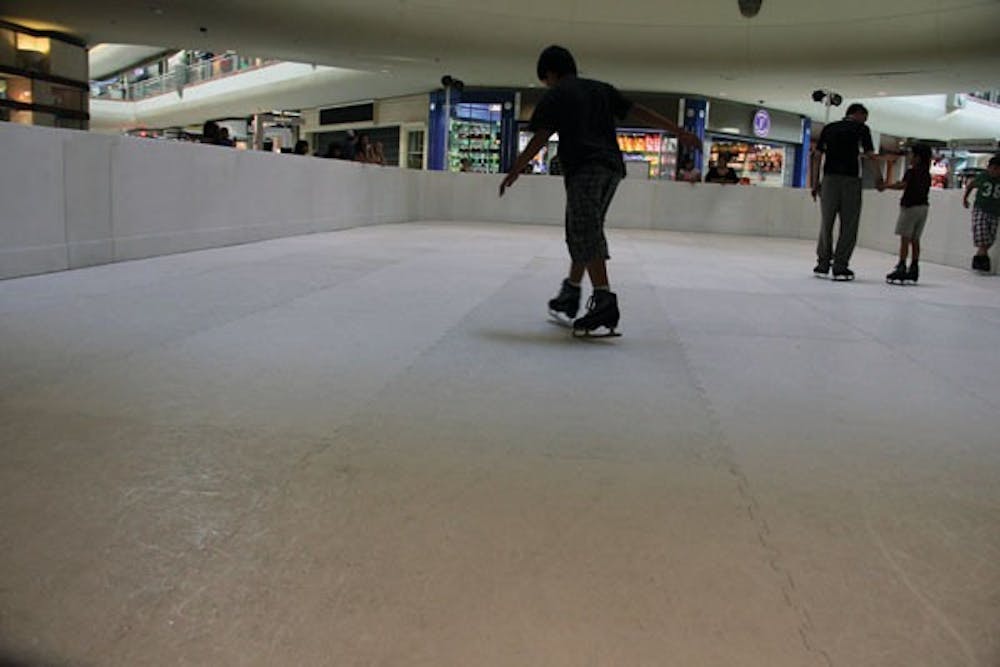 Summer ice skating opens at Metrocenter mall in Phoenix - The Arizona ...