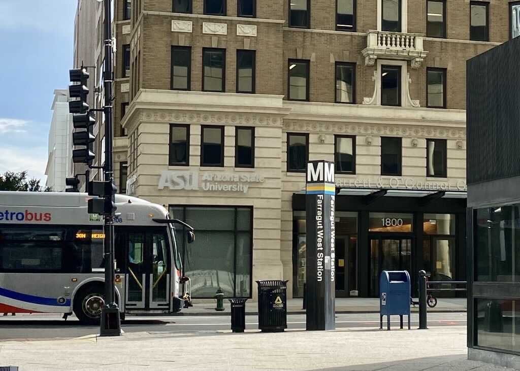 ASU executive awarded for increasing education access through hybrid ...