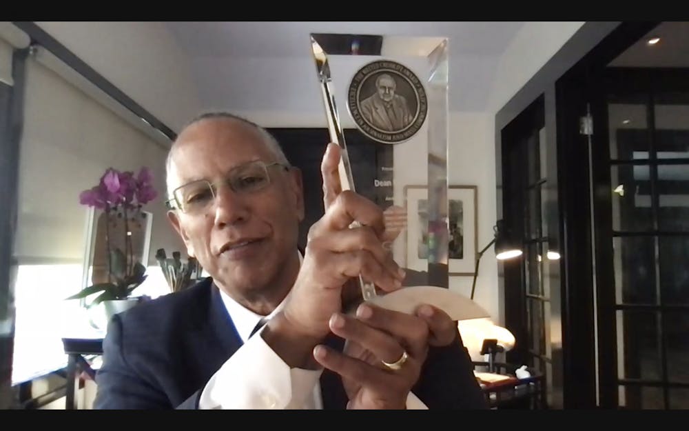 New York Times executive receives award for excellence in journalism ...