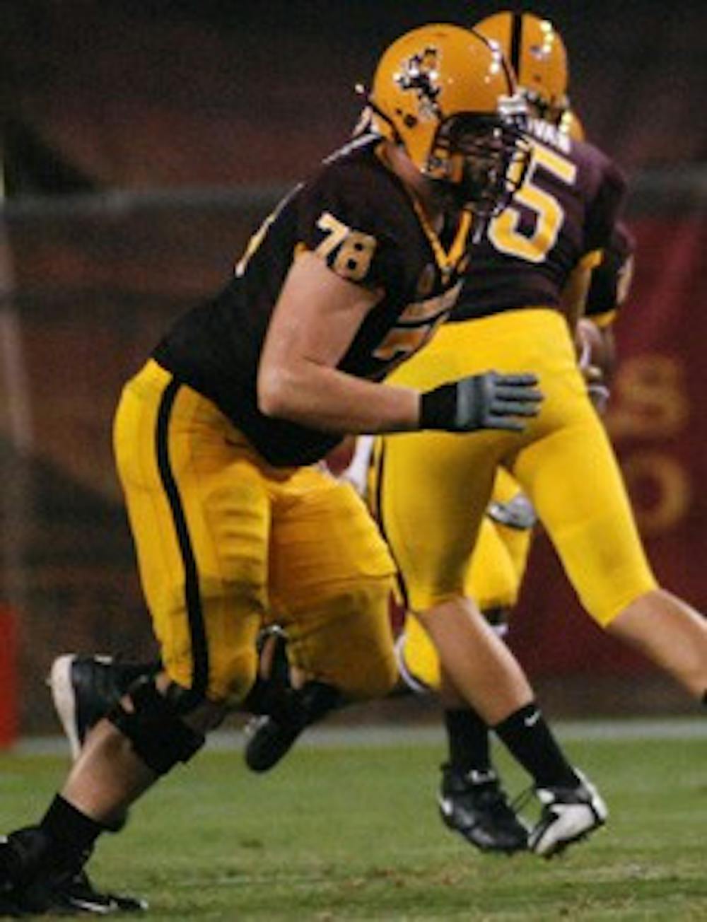 Hard-hitting lineman Krula has emotional return - The Arizona State Press
