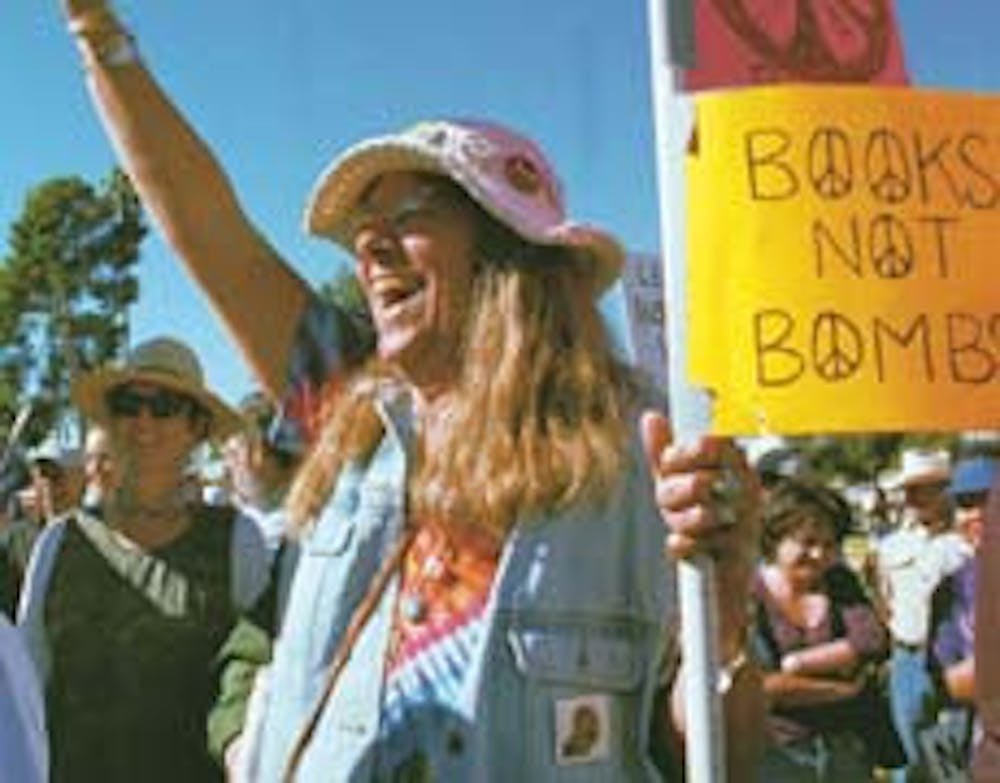 Tucson protesters decry war - The Arizona State Press