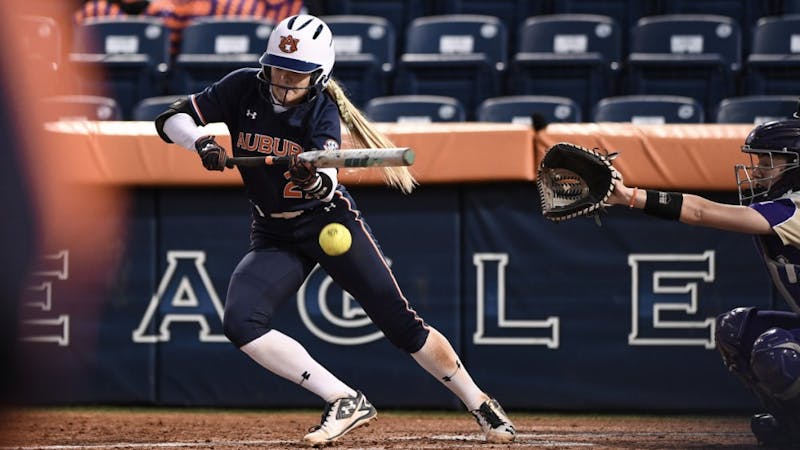 Victoria Draper (27). Auburn softball vs Western Carolina Friday, March ...