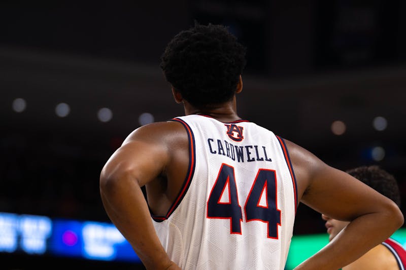 Auburn locks in late for win against Arkansas - Eagle Eye TV