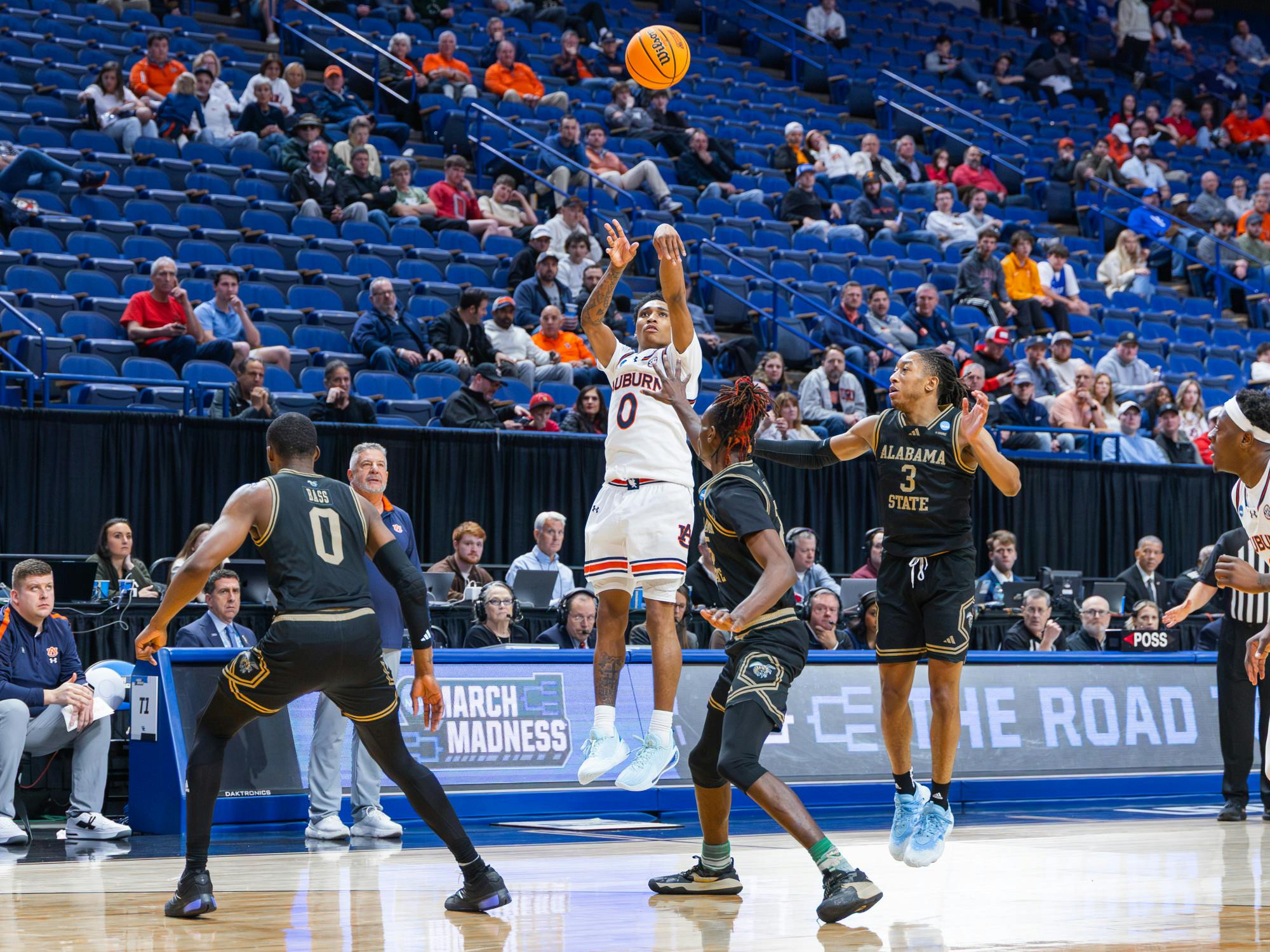 Stats To Know: Top-seeded Tigers defeat No. 16 Hornets 83-63 - The ...