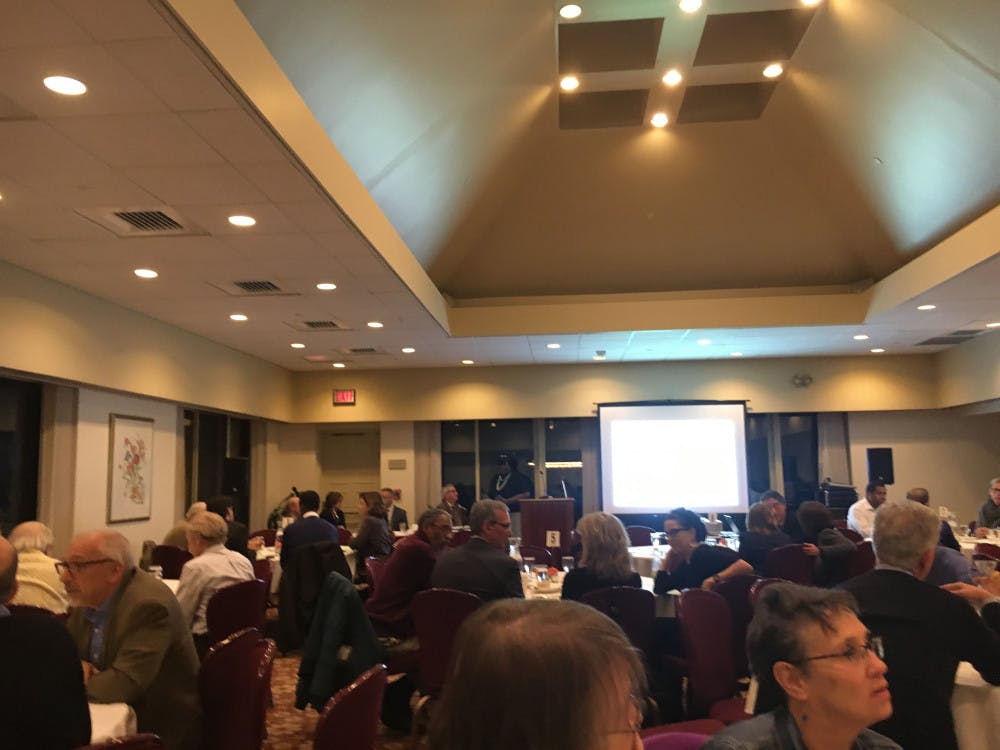 Faculty approves flexibility in course load requirements, responds to ...