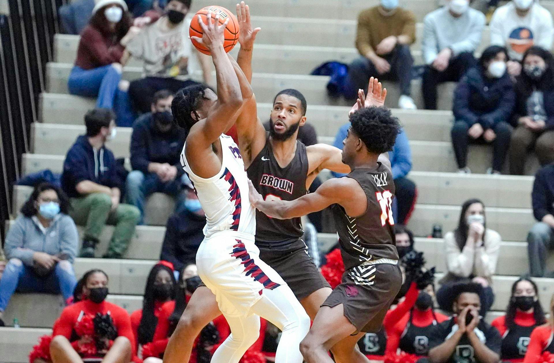 Men’s basketball loses both holiday weekend contests - The Brown Daily ...