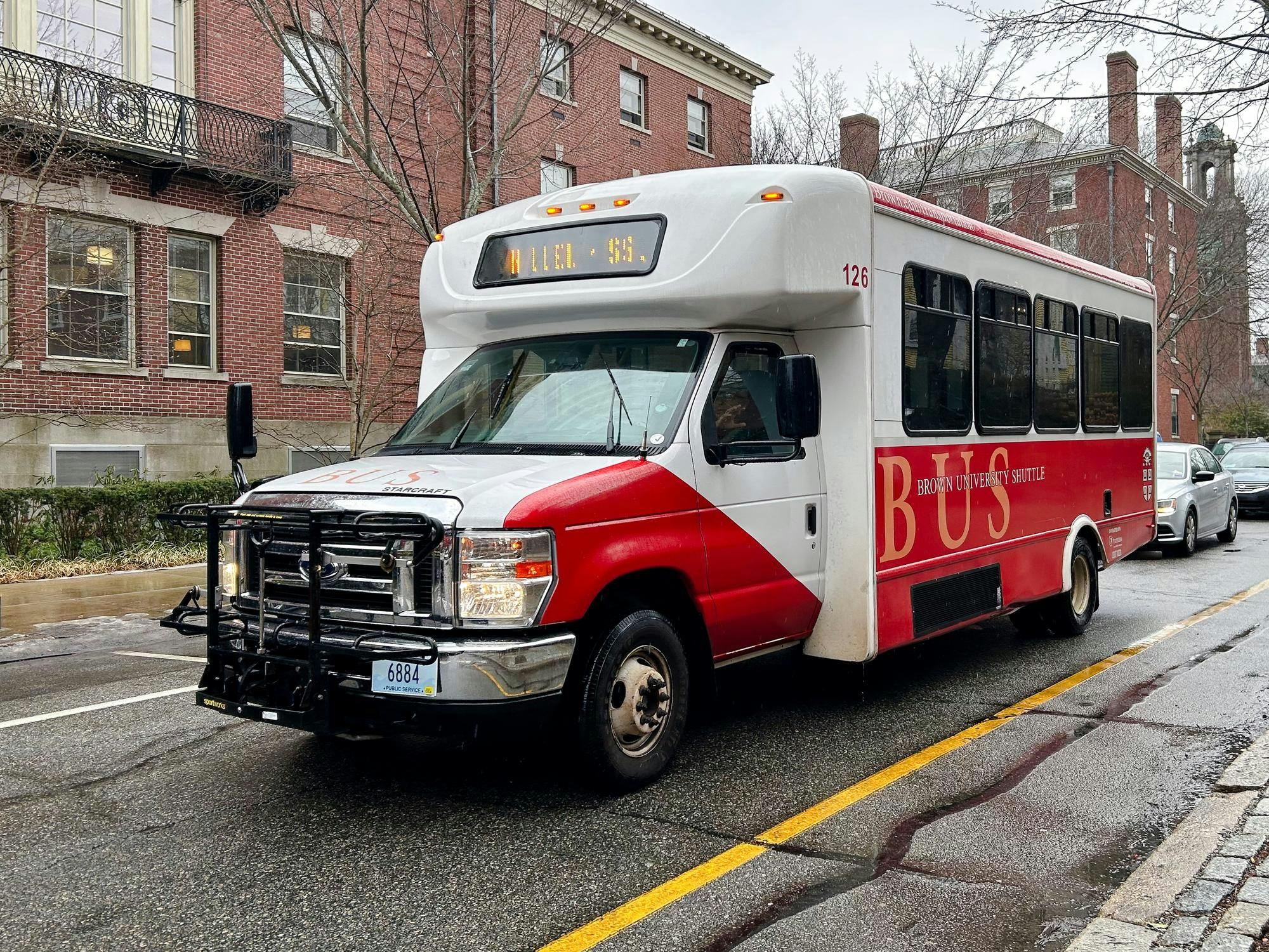 Andrew Yang ’96 advocates for new political path outside two-party ...