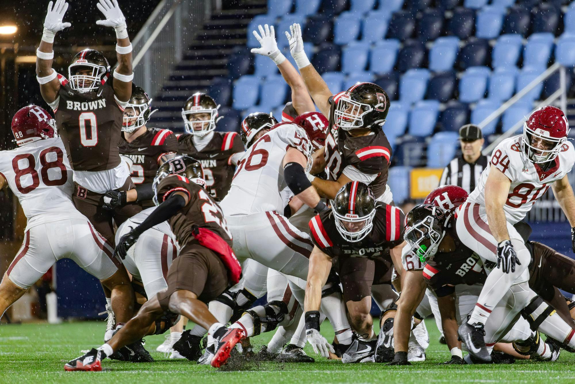 ‘Frustrating as hell’: Football’s comeback attempt falls short in 14-10 ...