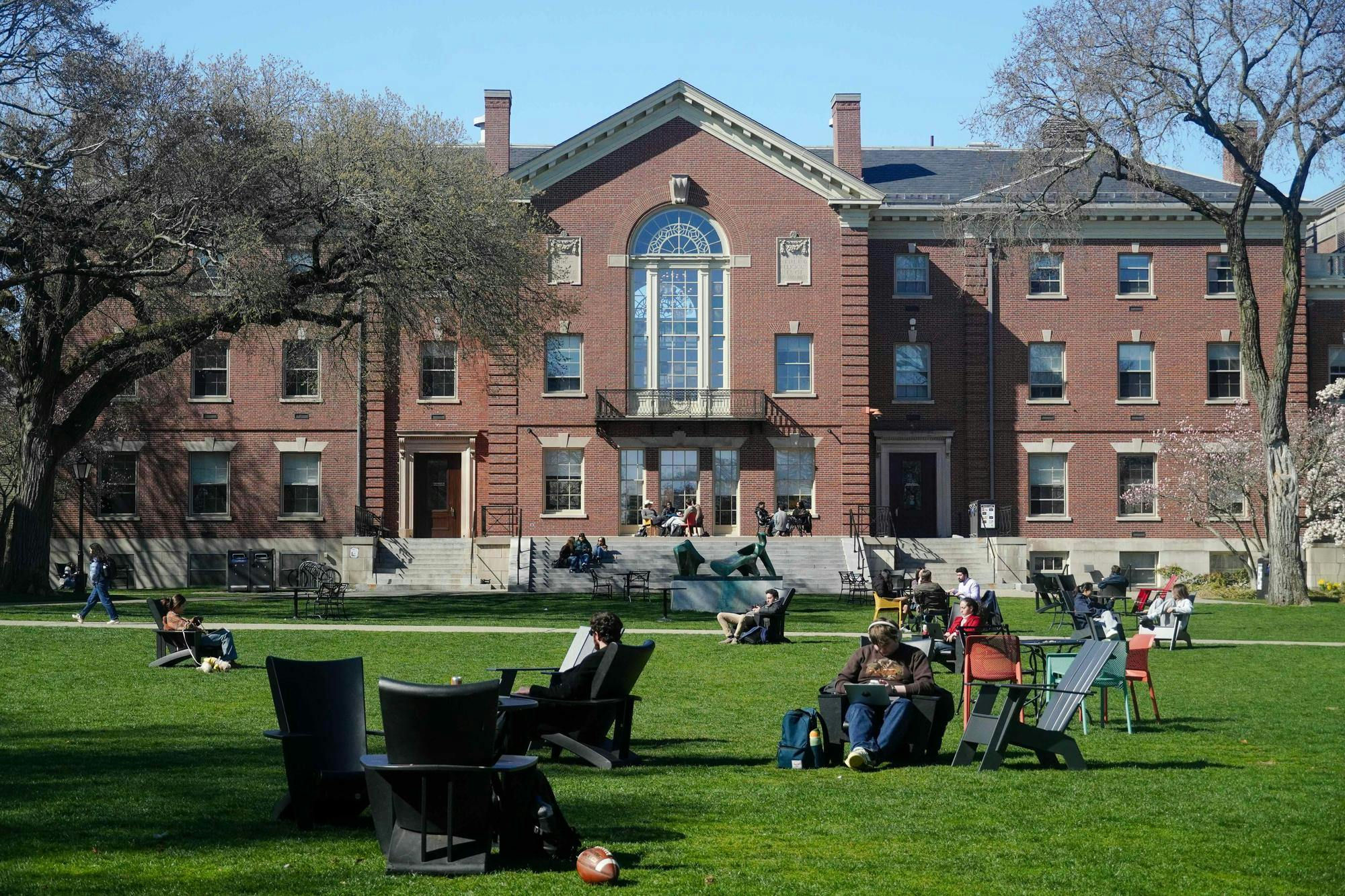 Brown researchers’ GeoDiffuser model moves mountains, no training ...