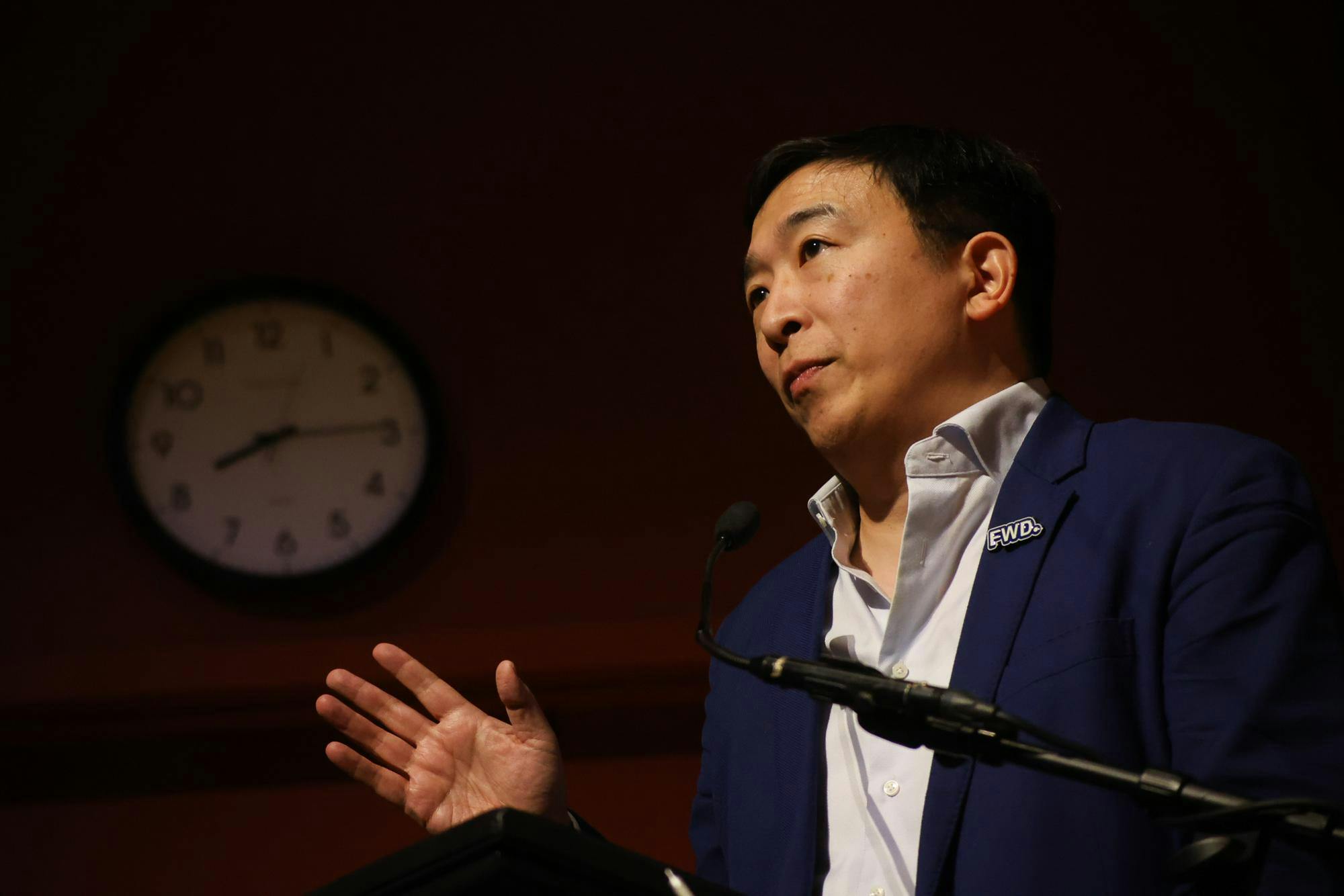 Andrew Yang ’96 advocates for new political path outside two-party ...