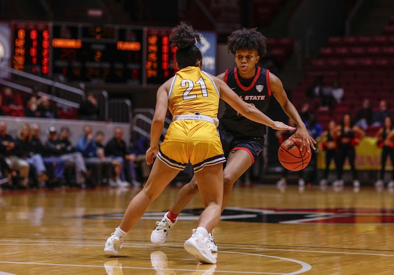 WBB Ball State VS Kent State - The Daily News