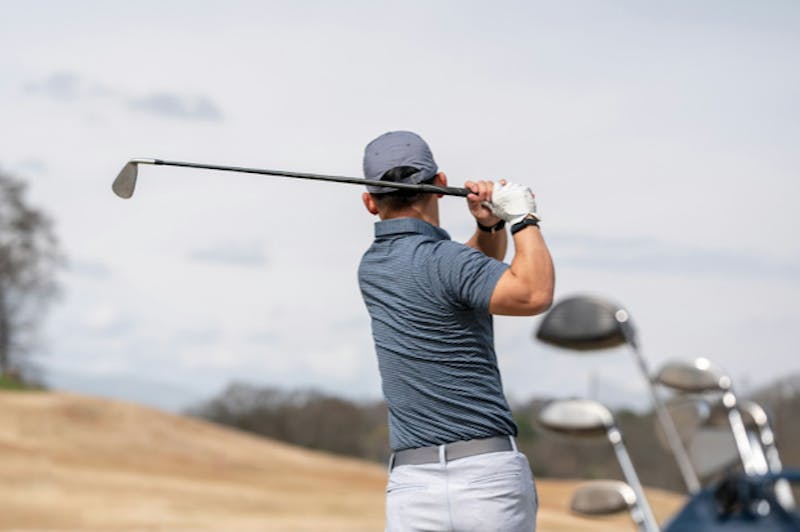 How Many Calories Do You Burn Playing Golf? - Cardinal Media