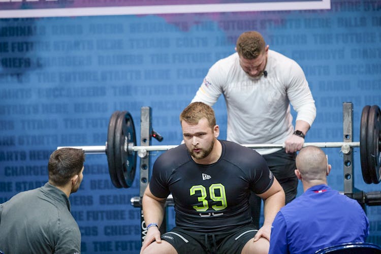 Danny Pinter benches 24 reps at NFL Scouting Combine - Ball State Daily