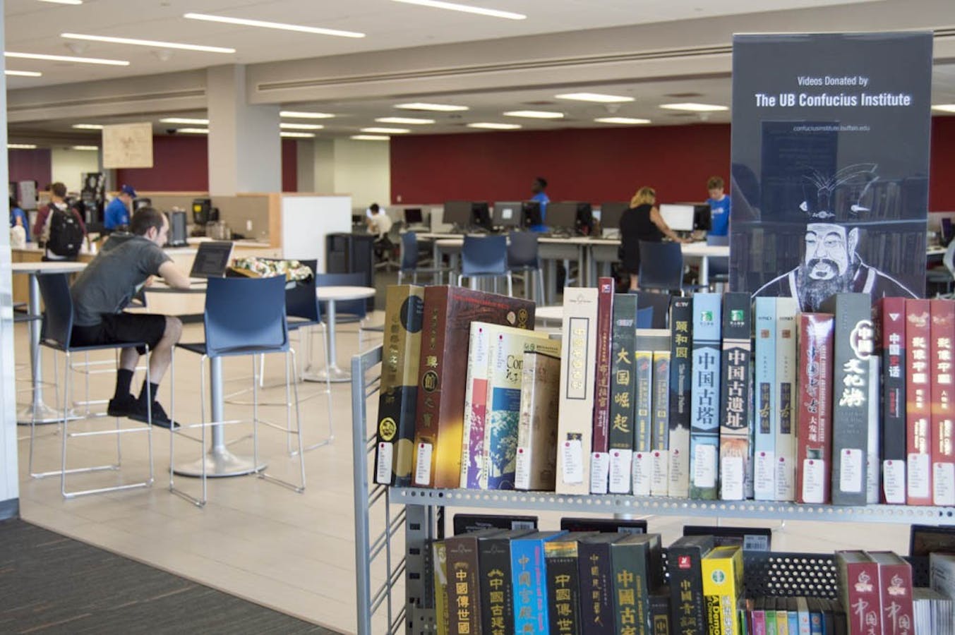 Students explore renovated Capen library - The Spectrum