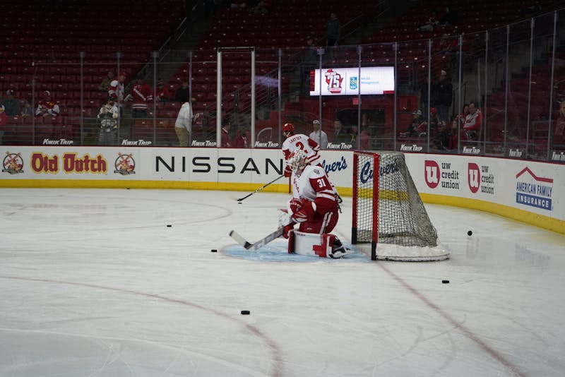 Kyle McClellan: The iron-clad gate to the Badgers defensive fortress ...