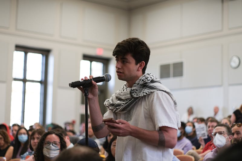 UW-Madison faculty and students criticize administration’s response to ...