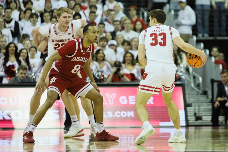 PHOTOS: Badgers clinch 21st consecutive win against Indiana Hoosiers ...