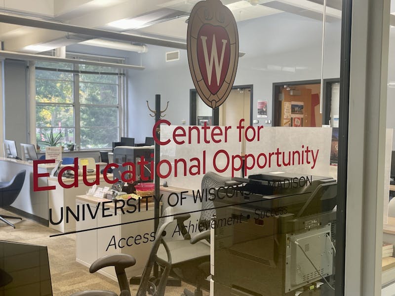 UW-Madison launches new pilot program to benefit first-generation ...