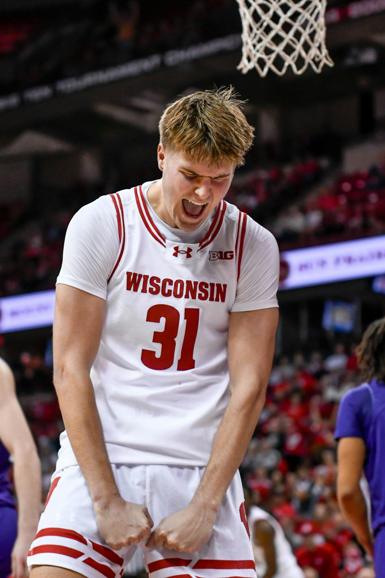 Wisconsin men s basketball escapes with 87 84 victory over UTRGV The Daily Cardinal