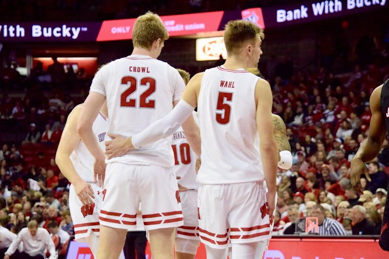 Wisconsin’s Wahl bulldozes Golden Gophers in return to his home state ...