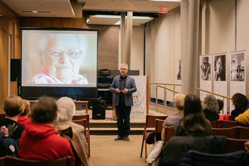 Photographer John Noltner Aims to Promote Peace With Photo Series - The ...