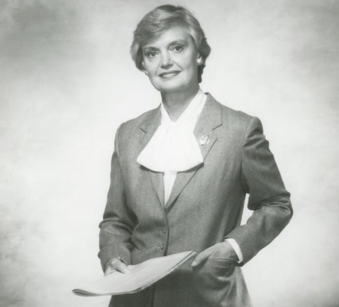 Barbara Way Hunter ’49, Public Relations Pioneer and Former Trustee ...