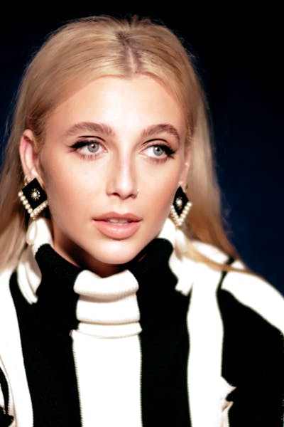The Return of Emma Chamberlain, Again - The Cornell Daily Sun