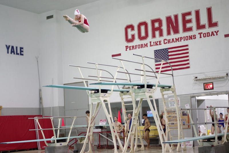 Women’s Swimming & Diving Falls to Brown in Final Dual Meet, Looks ...