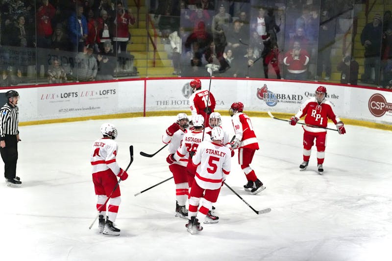 Four Players Boast Multi-Point Nights as No. 19 Men’s Hockey Routs RPI ...