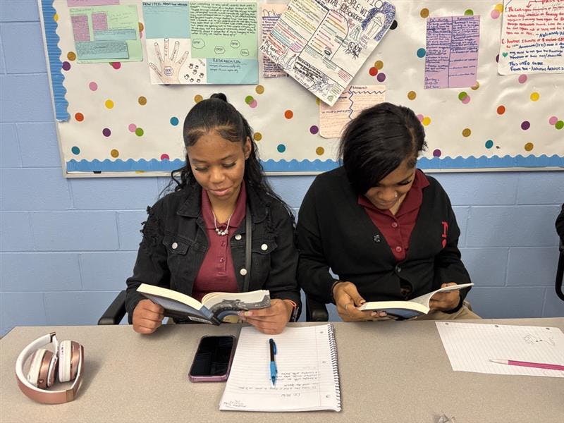 Students should have more passion for reading, less for screen time ...