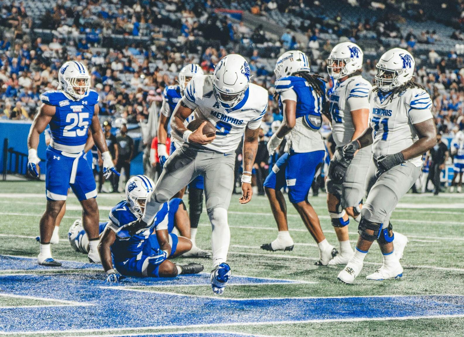 Memphis defeats Georgia State 38-16 behind dominant second-half - The ...