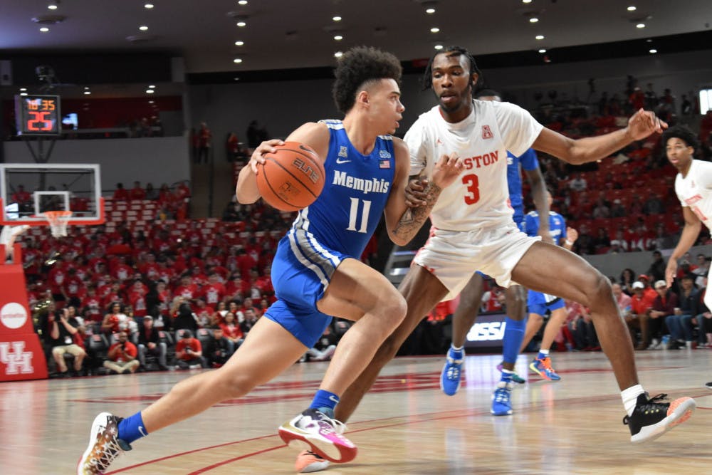 Memphis Houston bball 2 - The Daily Helmsman