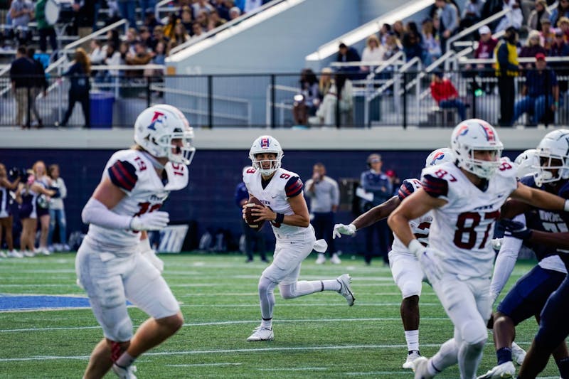 Penn Athletics weekend recap: Win streaks for field hockey, football ...