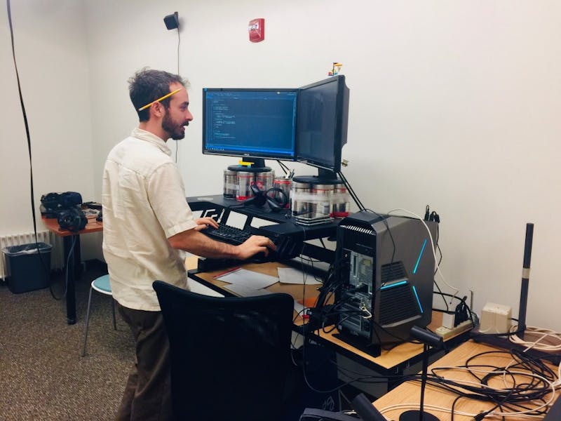 Penn virtual reality lab offers space for experiments, from prosthetics ...