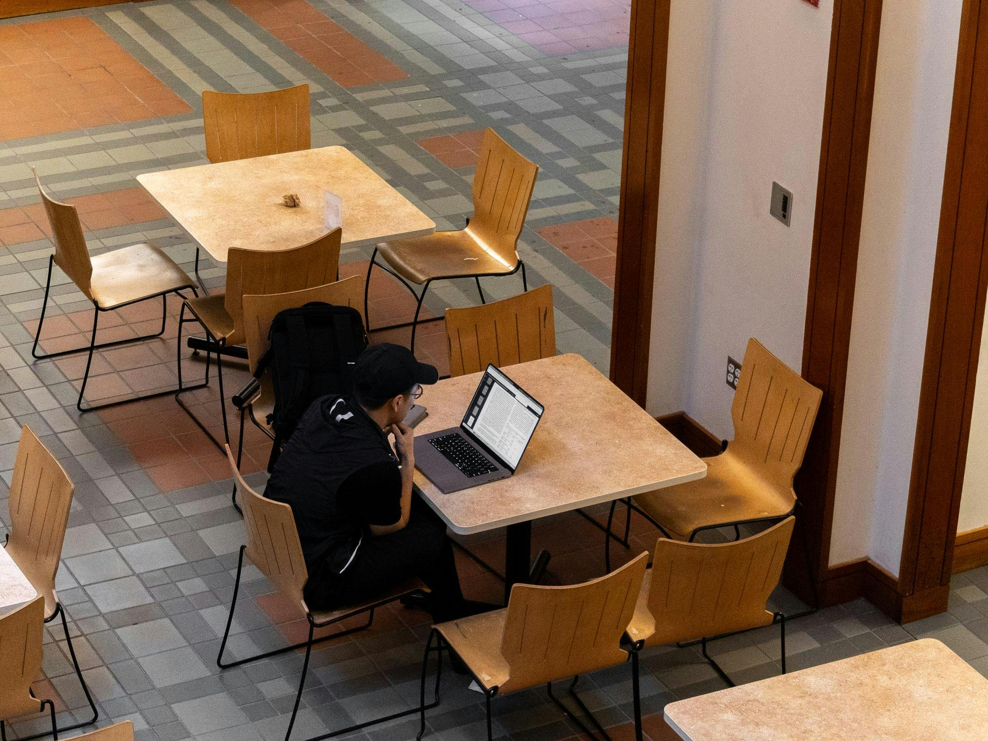 ‘Everyone needs to embrace it’: Professors use AI to facilitate ...