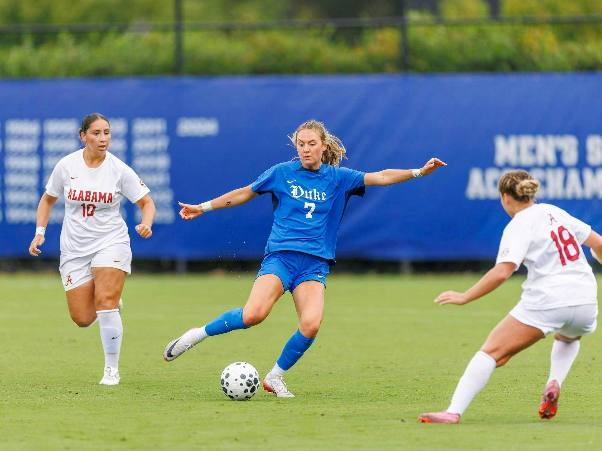 Duke women's soccer falls to Notre Dame 3-2, despite staging late-game ...
