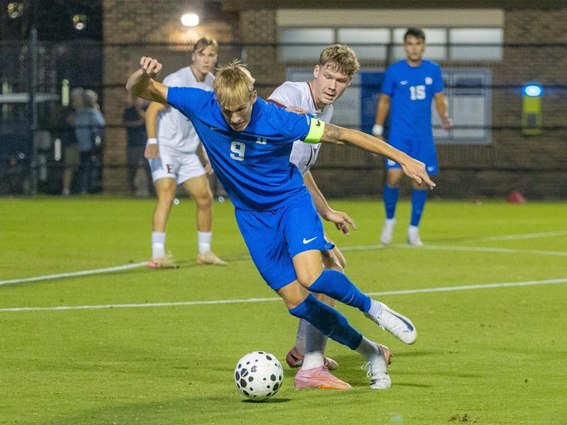No. 7 Duke men's soccer dominates but can't net one in 0-0 draw against ...