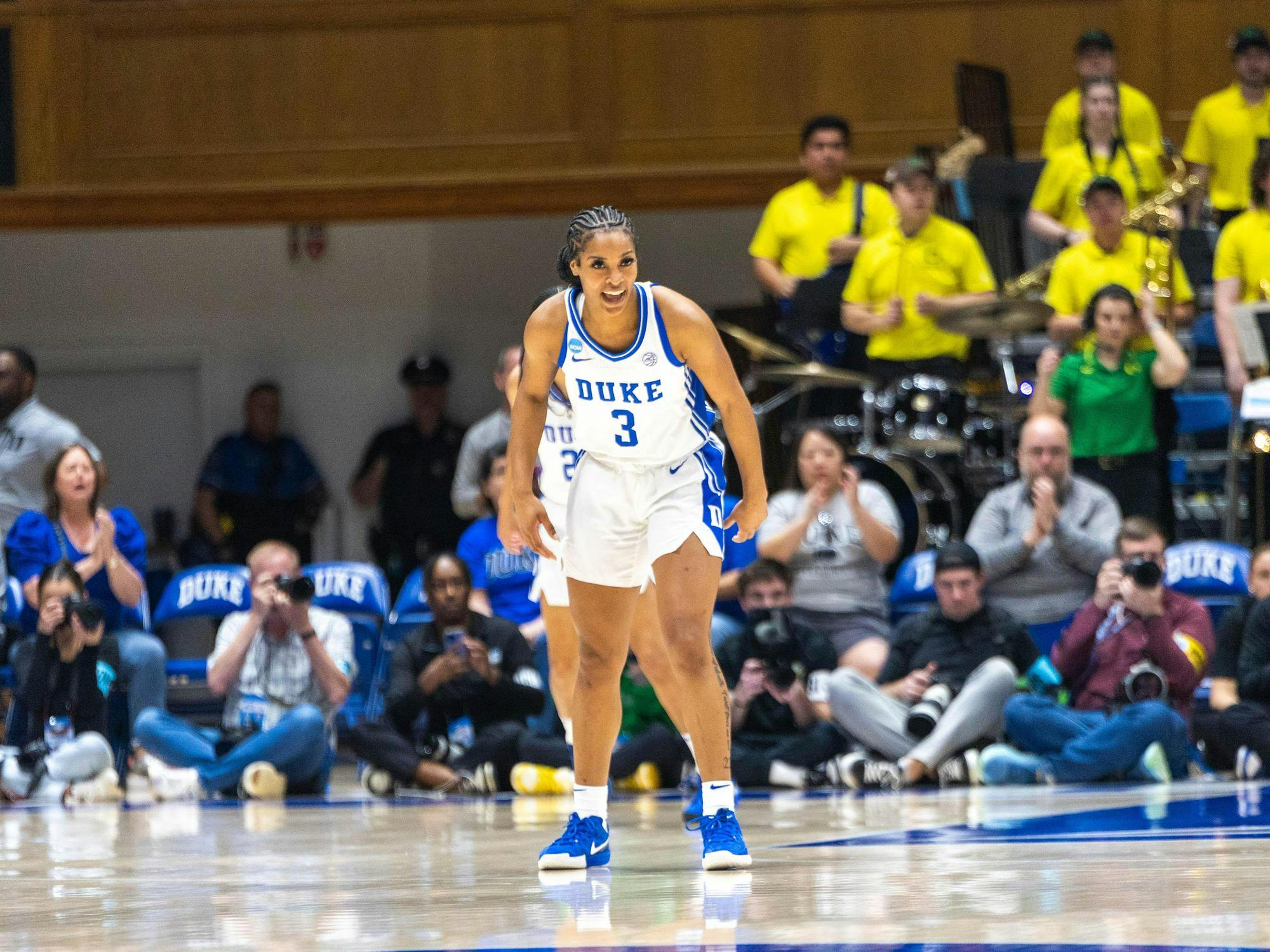 AU REVOIR: Baylor outlasts Duke women's basketball 58-52 to open season ...