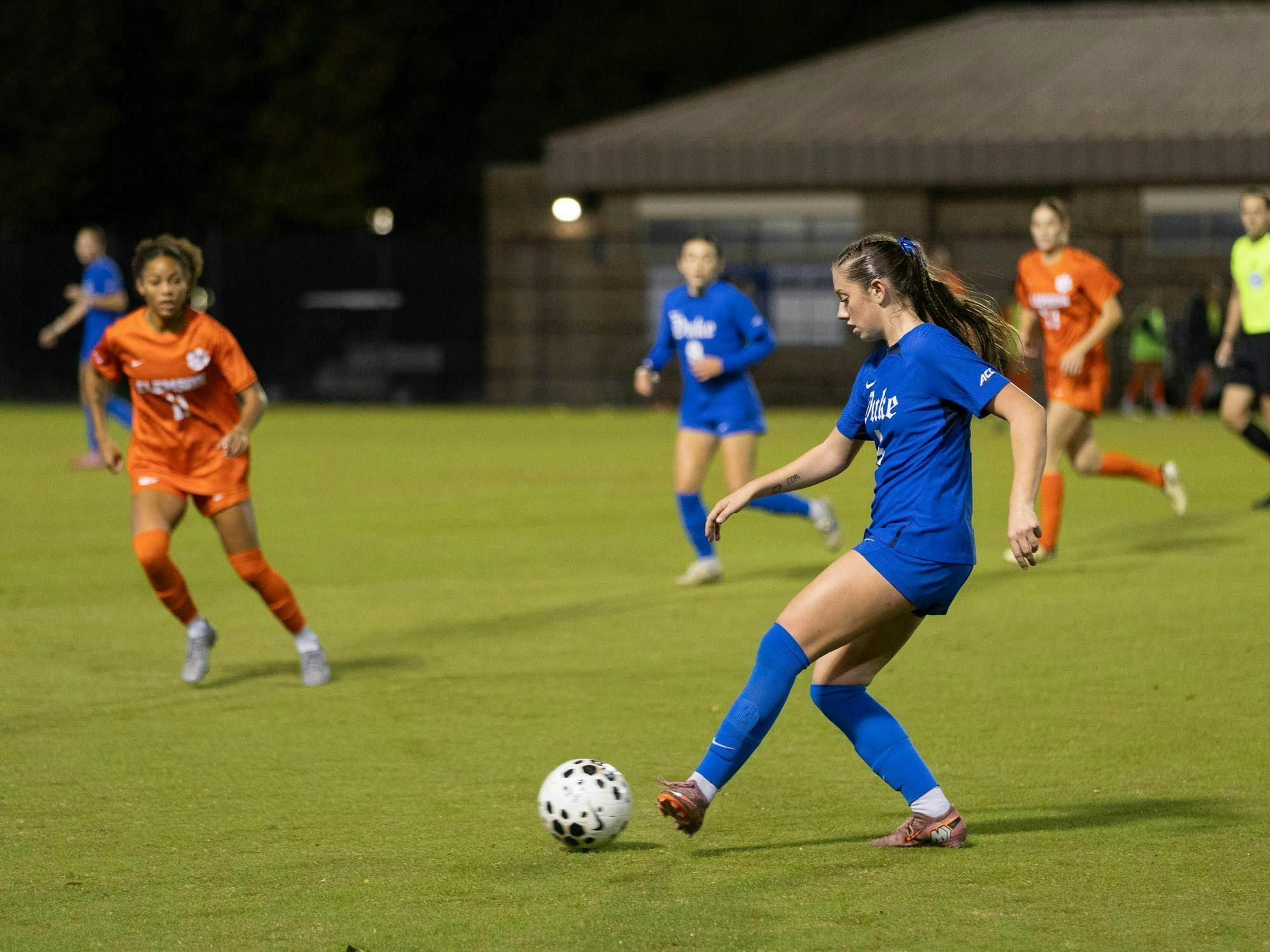 Duke women's soccer advances to ACC semifinals, defeats Louisville 1-0 ...