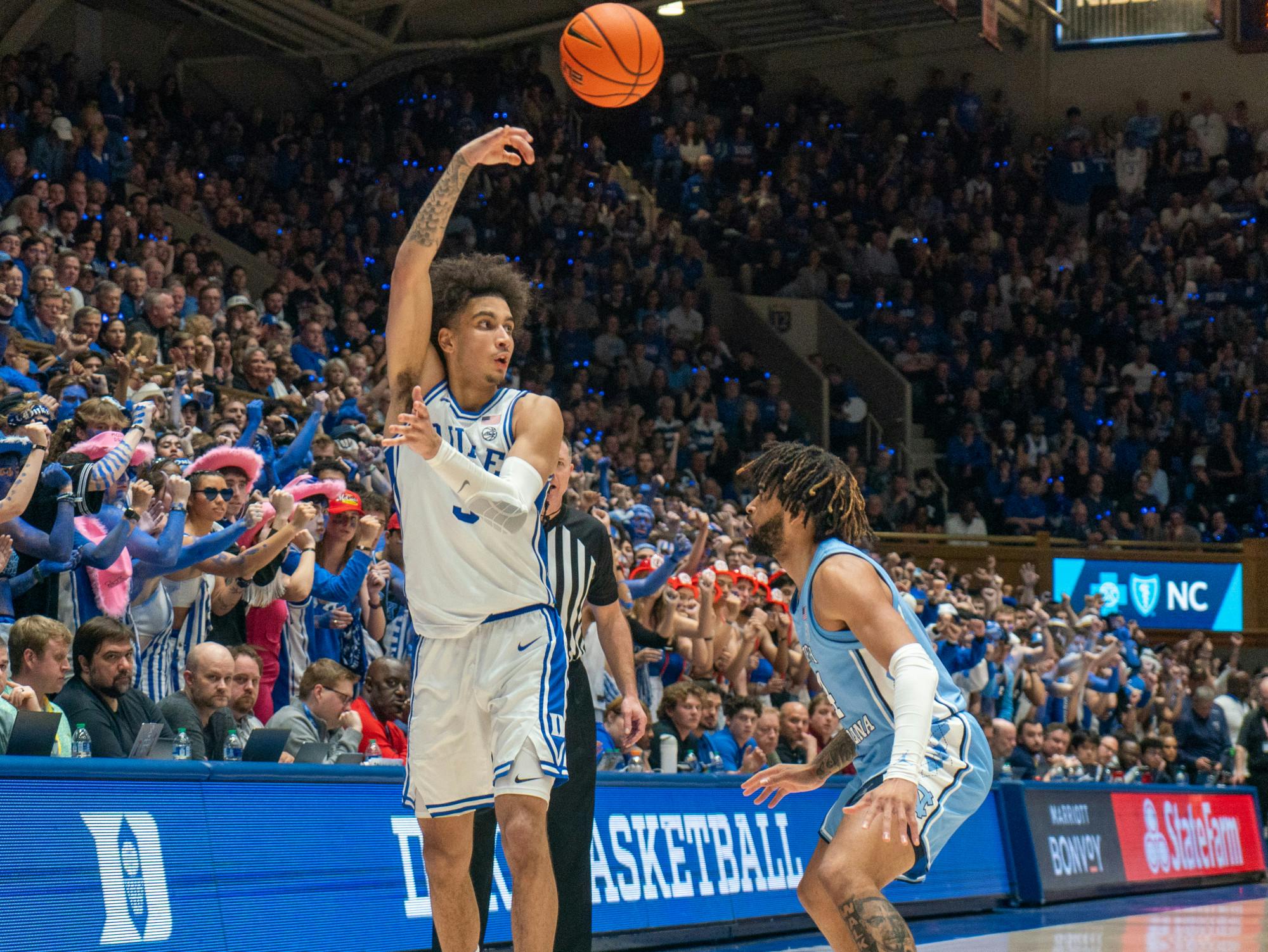 Scouting the opponent: North Carolina's inconsistency, lack of height ...