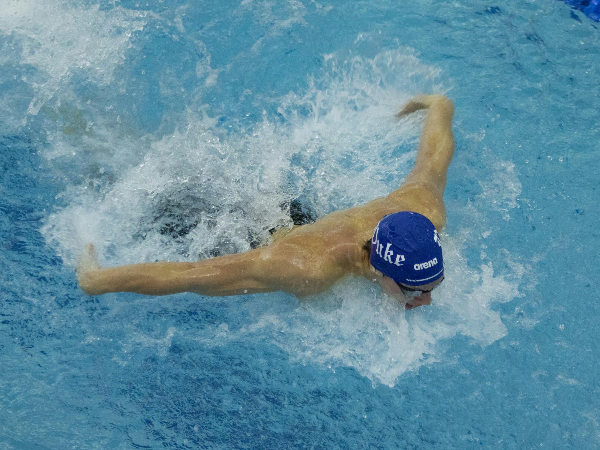 College swim and dive 101: A guide to meet scoring, pool terminology ...