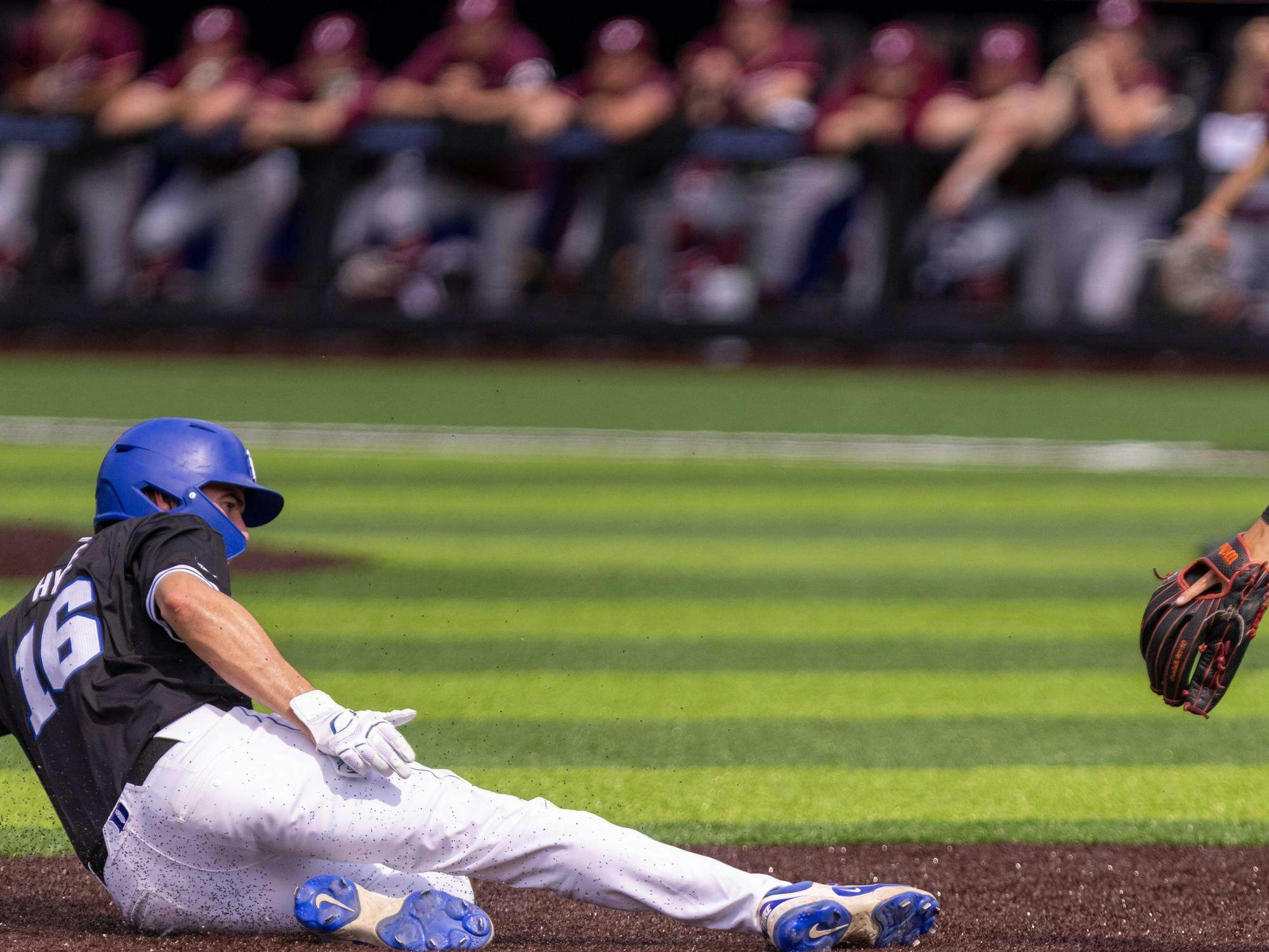 Duke baseball bounces back after Friday loss to take series win against ...