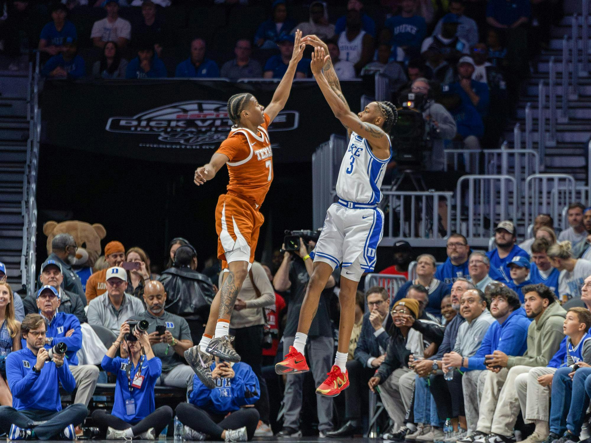 SOUND THE HORN: Evans' 23 leads Duke men's basketball to 75-60 win over ...