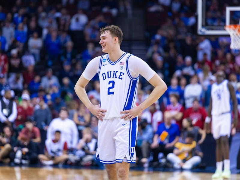 Cooper Flagg reportedly totaled $28 million in NIL contracts at Duke ...