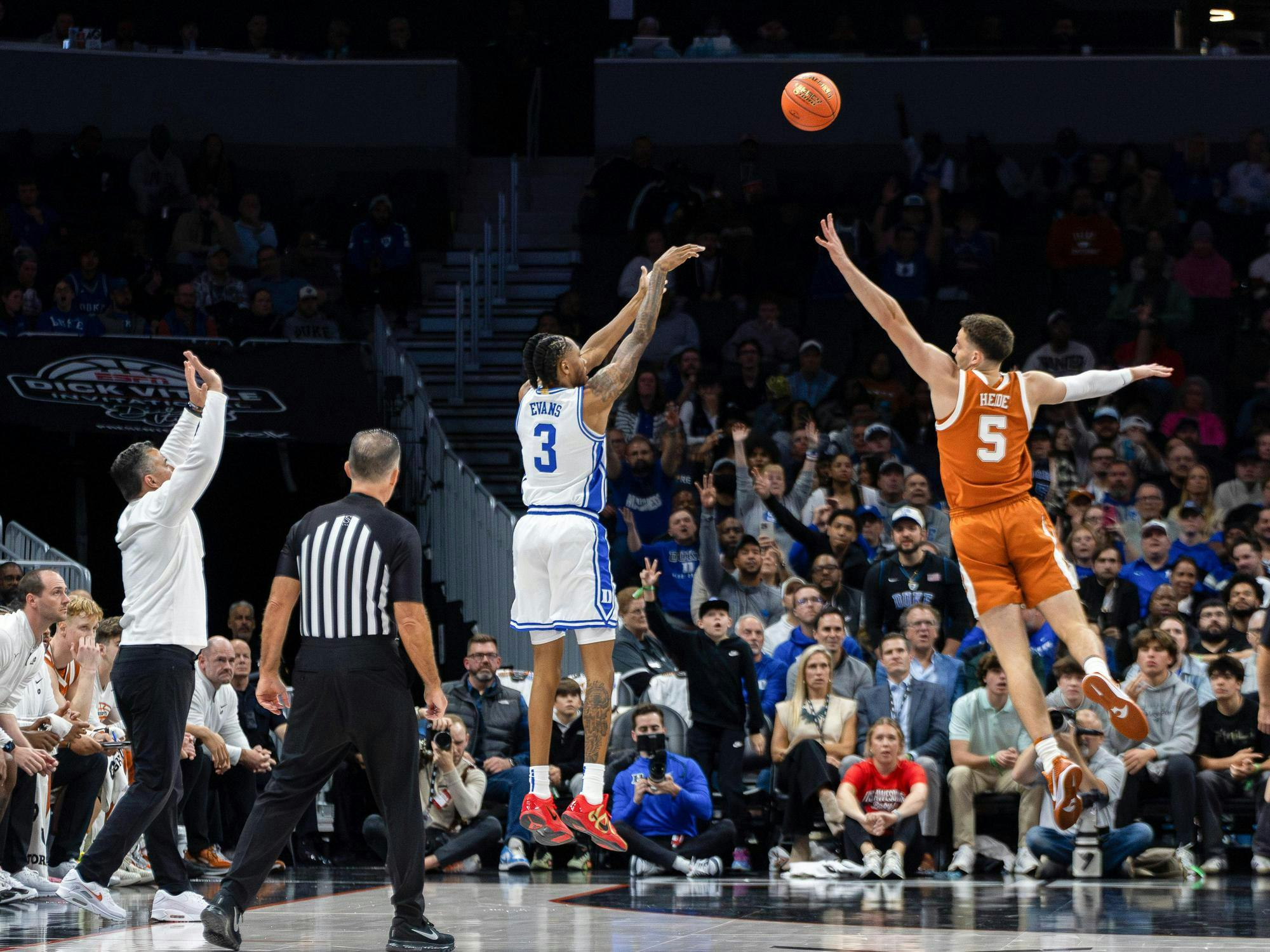 5 observations from No. 6 Duke men's basketball's first half against ...