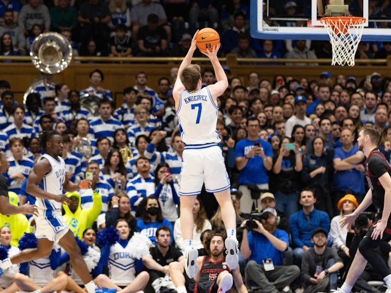5 halftime observations from No. 2 Duke men's basketball's contest ...