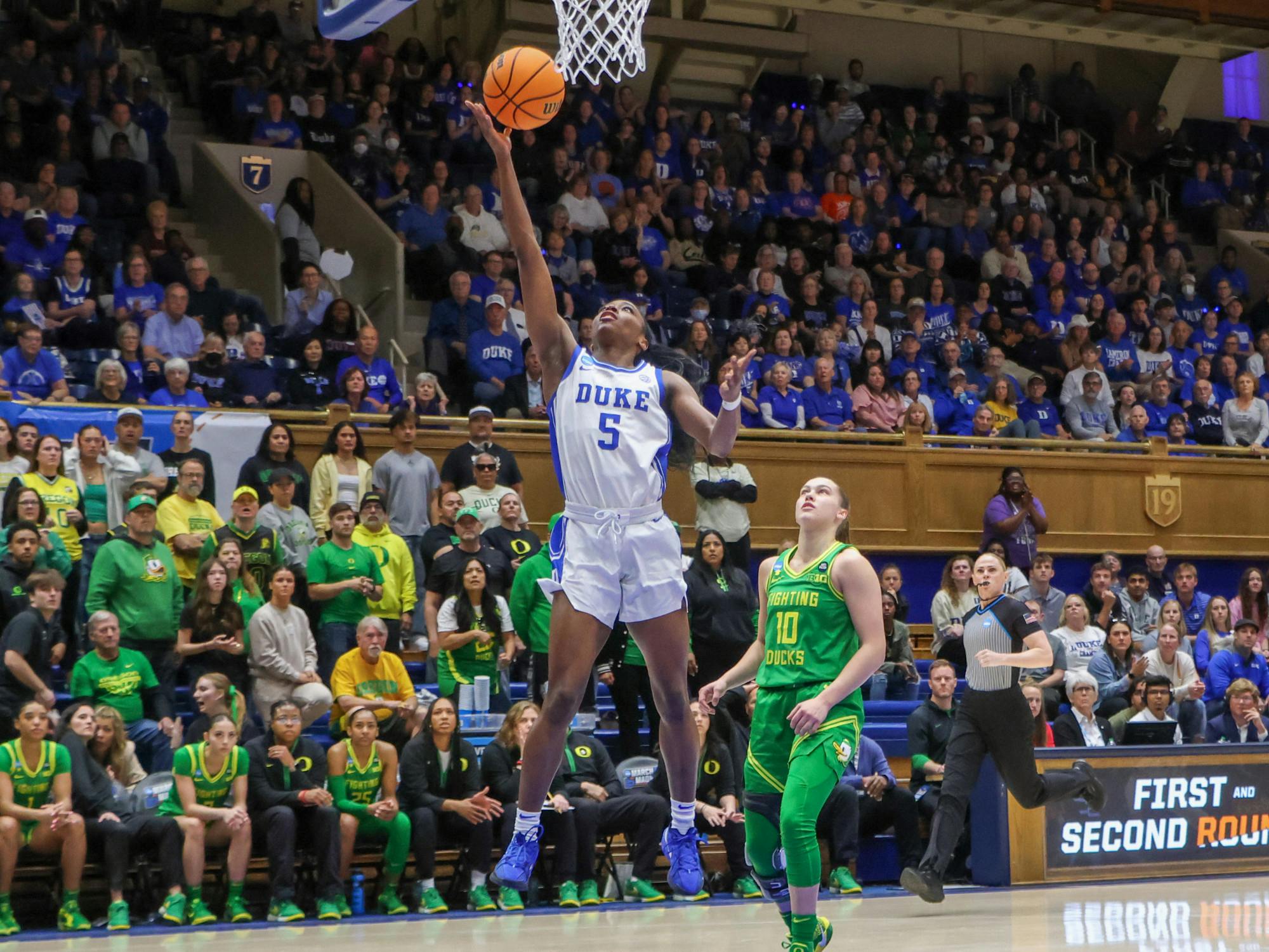 ORE-GONE: No. 2-seed Duke women's basketball rides big second half to ...