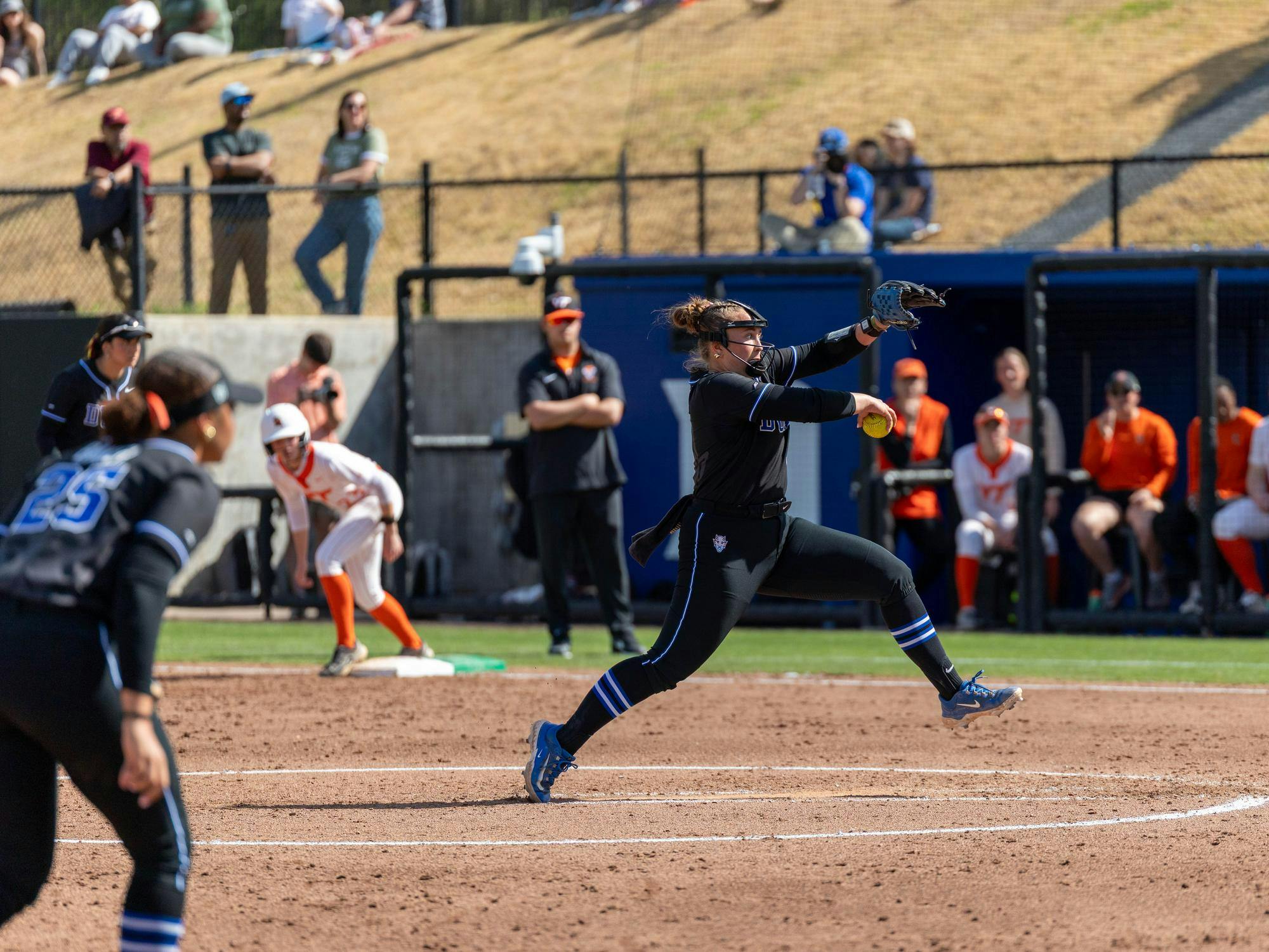 Duke softball cruises to victory 2-1 in series against No. 11 Virginia ...