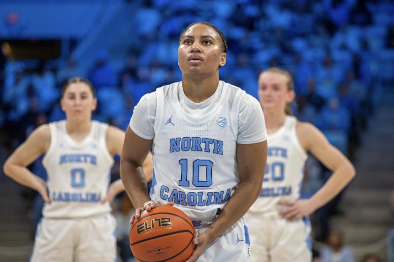 No. 13 UNC women's basketball outlasts Clemson, 53-51, to remain ...